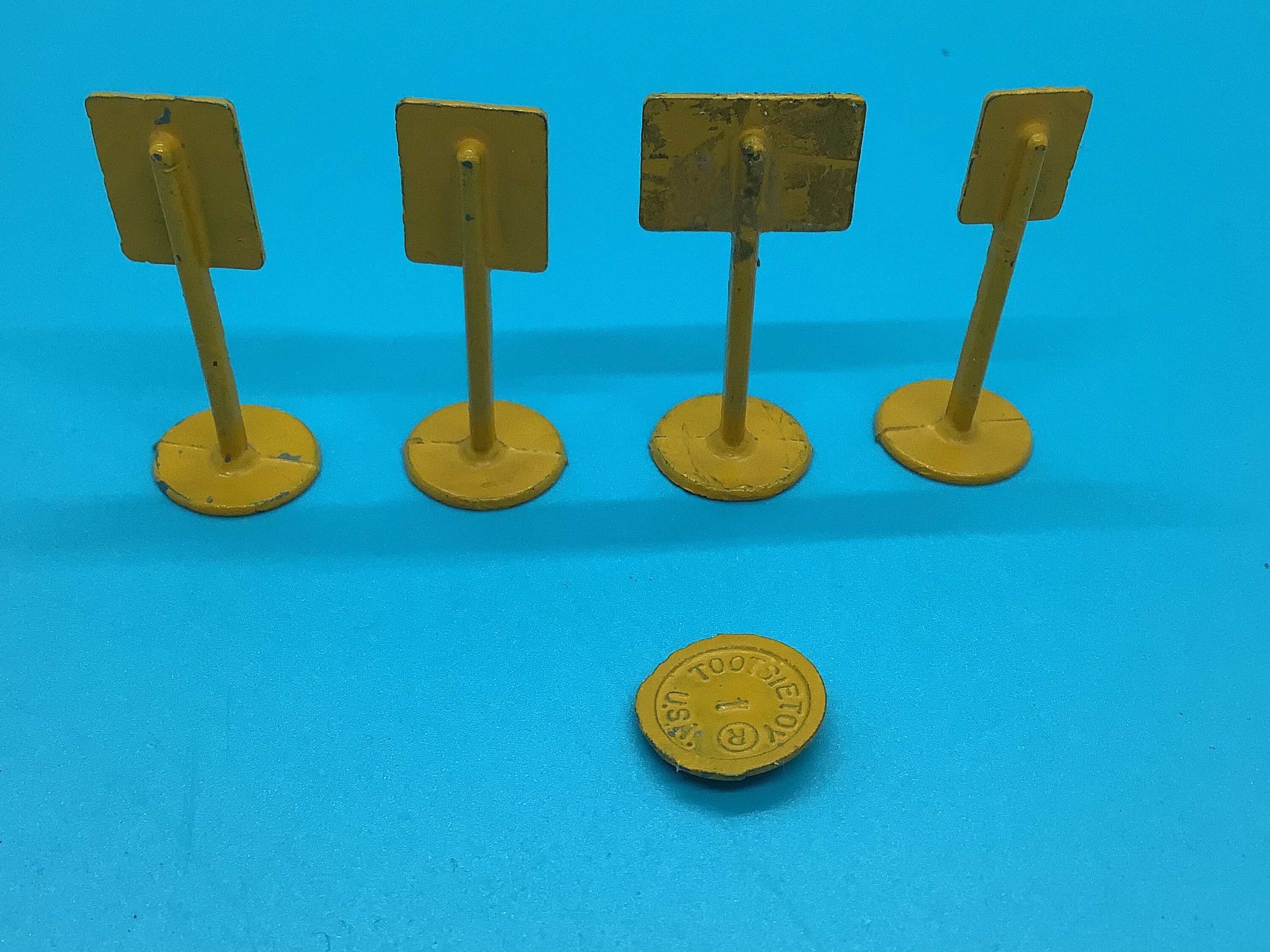 Vintage Tootsie Toy Metal Railroad Signs-5 Pieces - Etsy