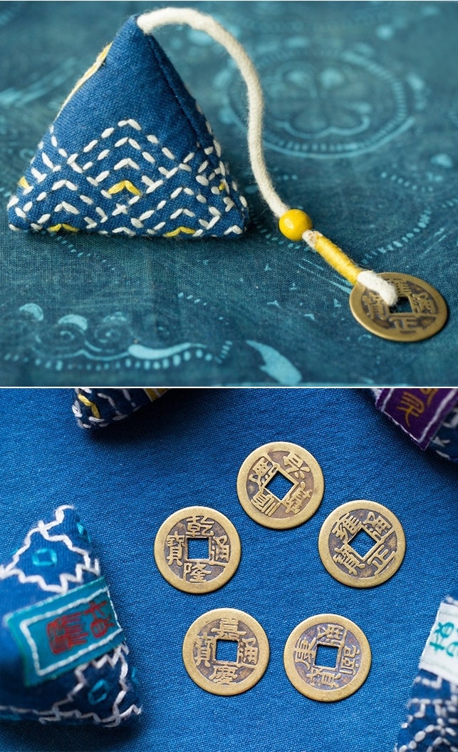 Triangle Sachet Amulet / DIY Embroidery Kit for Beginners / Pack of 5 ...