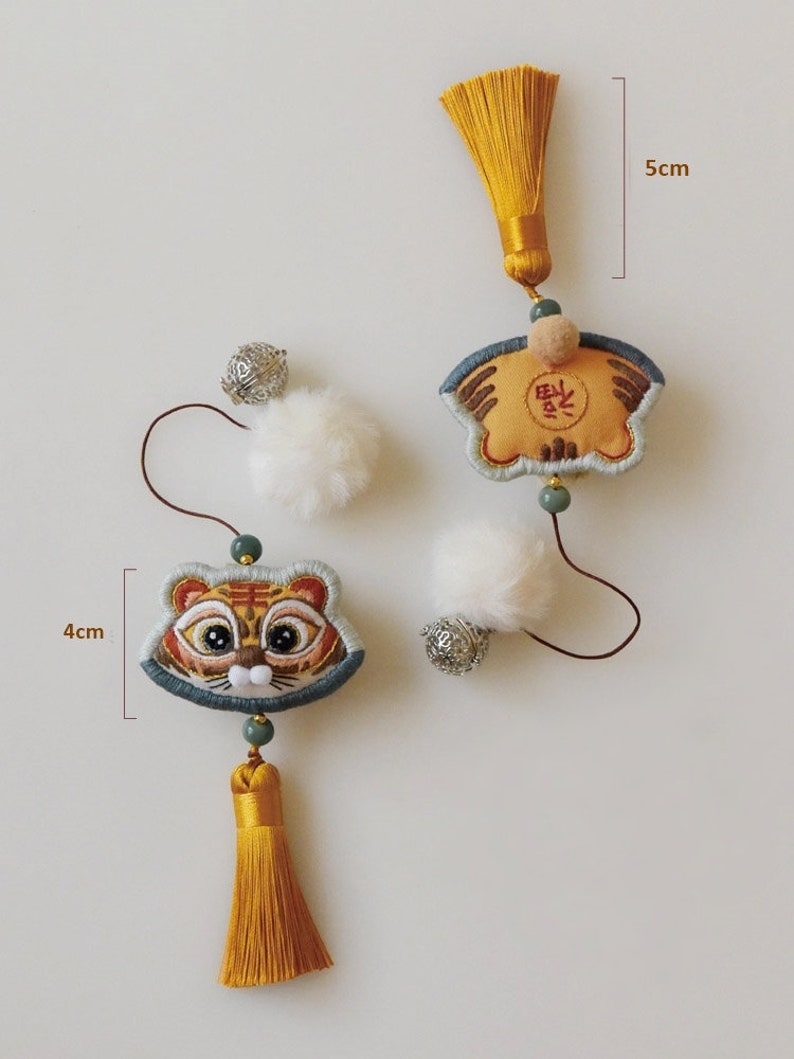 Mini Tiger Lucky Sachet A Mulet Pendant / Beginner DIY Emrboidery Kit ...