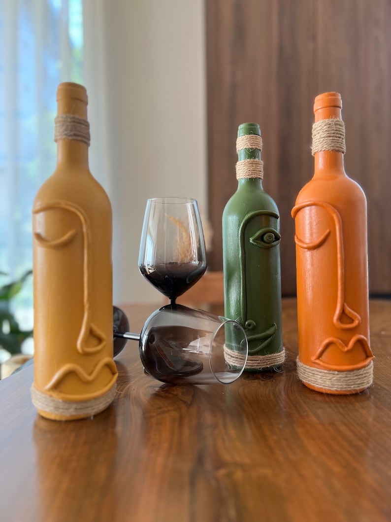 Decorative Wine Bottle With It's Elegant Design, Decorative Wine ...