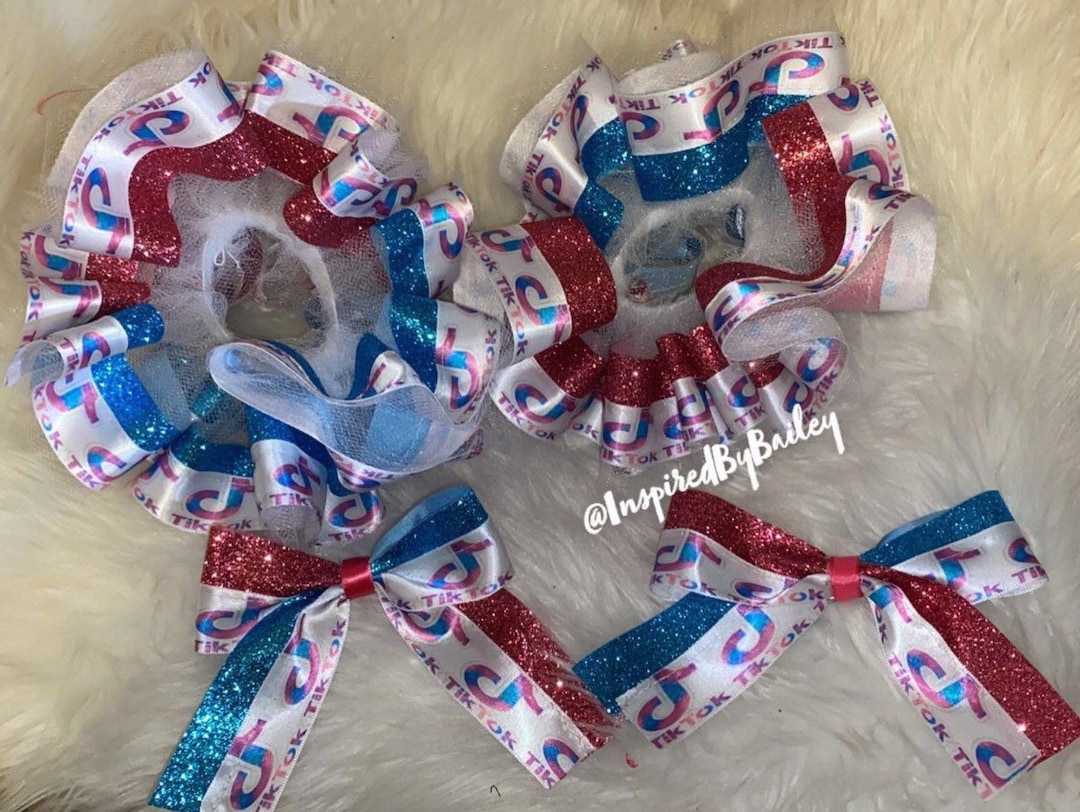 Sockless Ruffles & Bow - Etsy