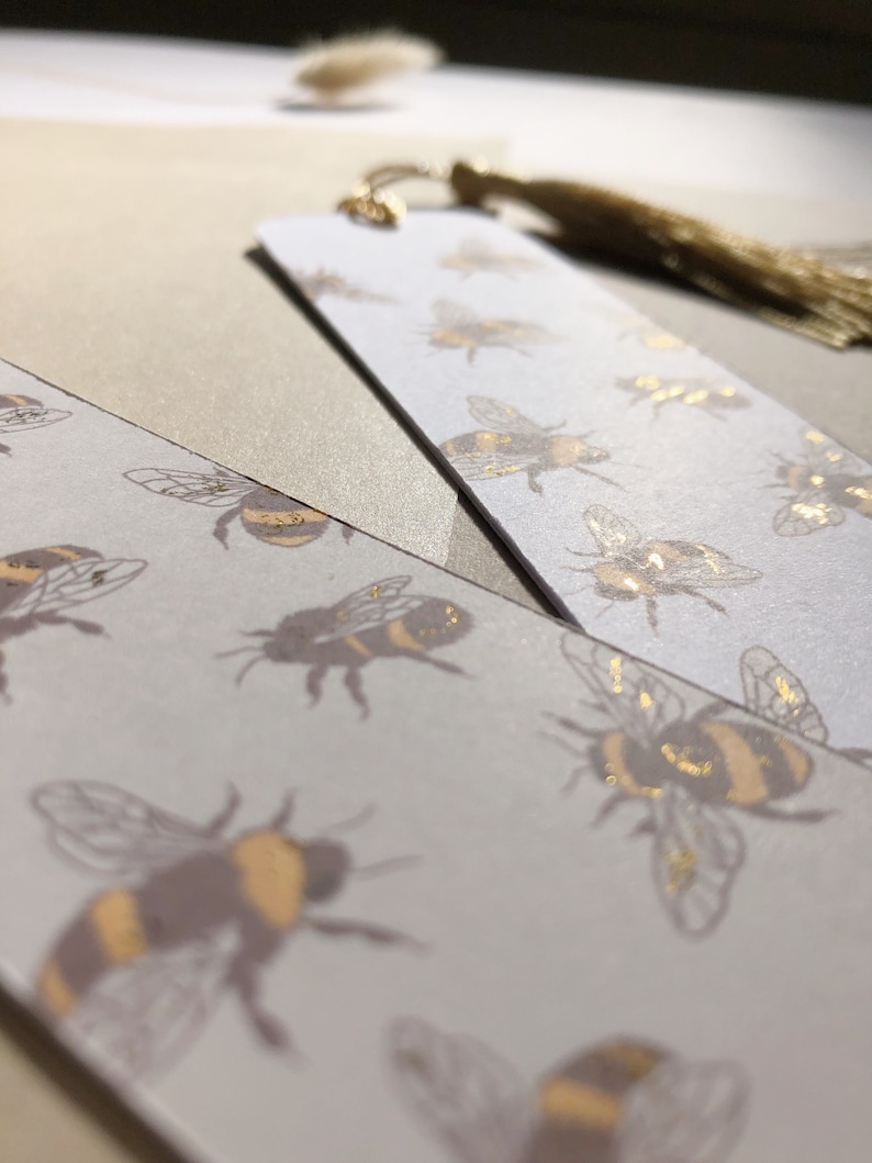 Bees Bookmark With Gold Foil Bookmark With Golden Tassel - Etsy