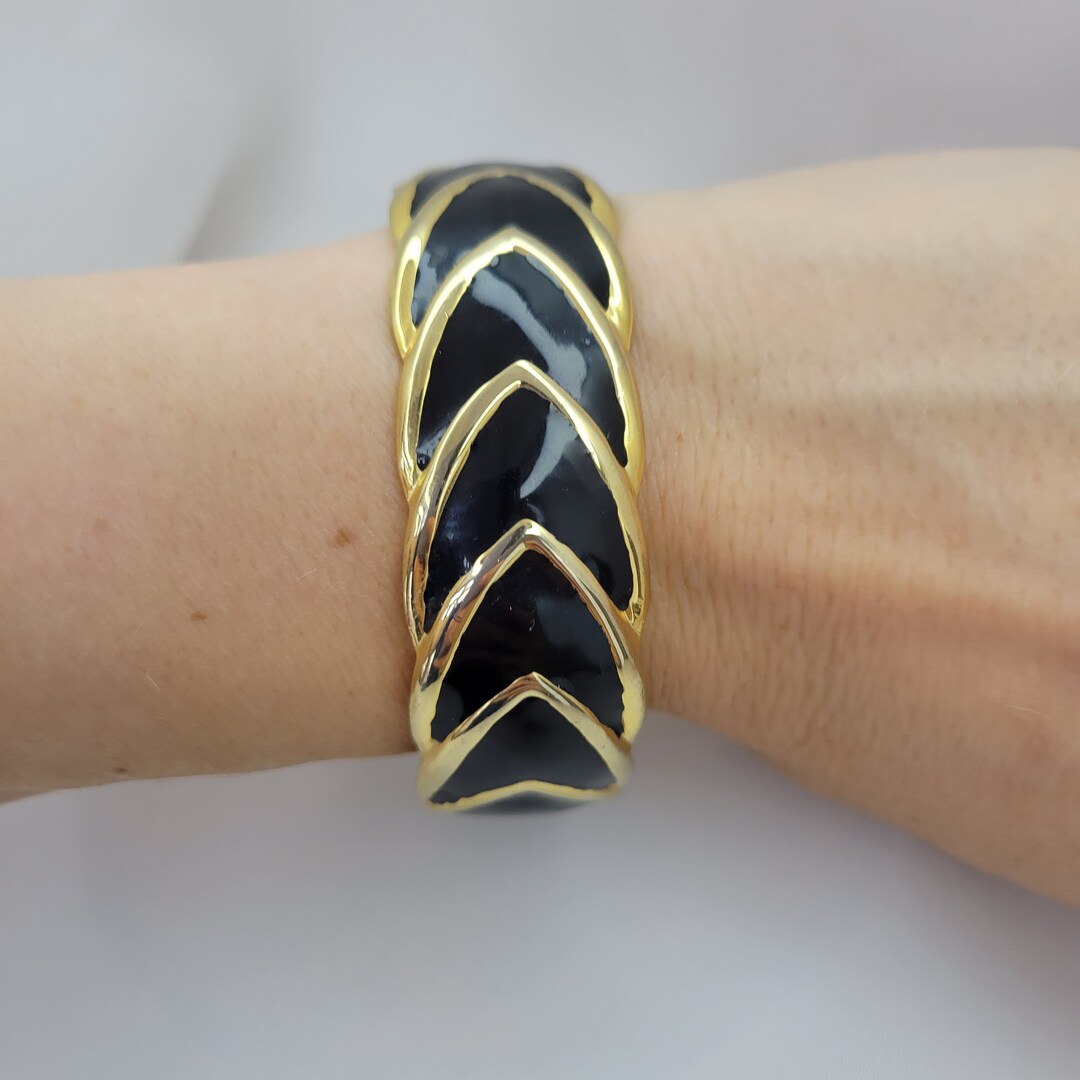 Black Enamel Bracelet Clamp Bracelet Vintage Wide Bracelet Gold - Etsy