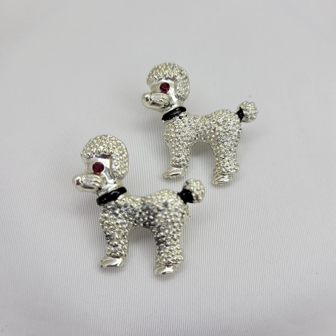 Épinglettes de patineur caniche Broche fantaisie pour chien Épinglette ...