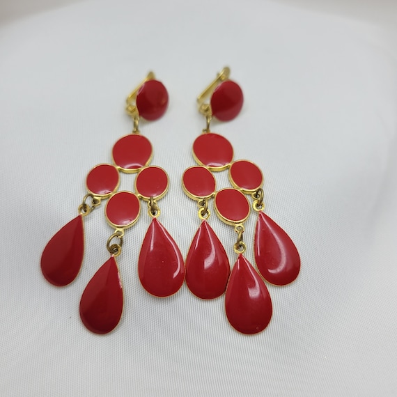 Vintage red enamel teardrop - Gem
