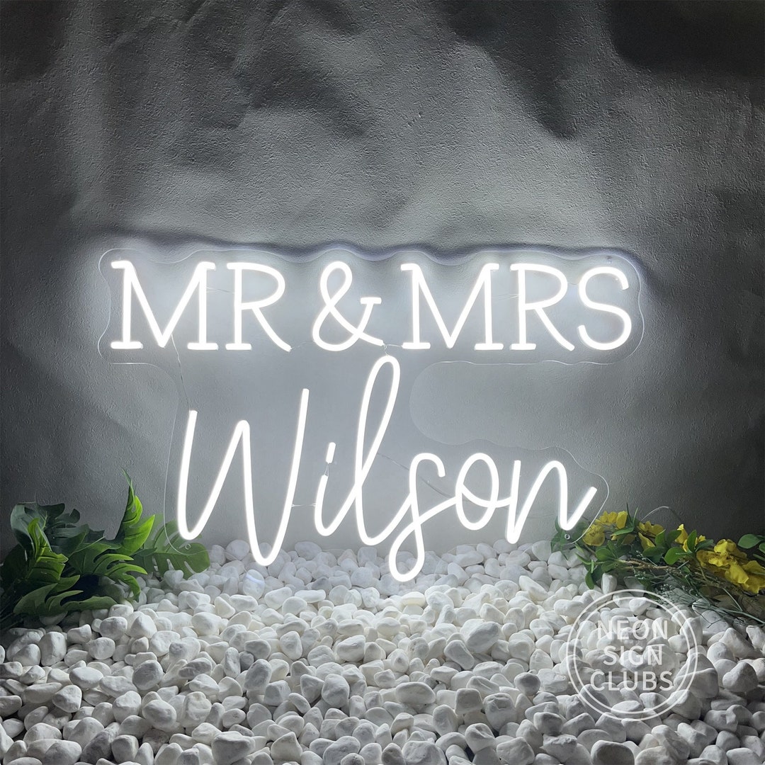 Custom Mr & Mrs Neon Last Name Wedding Neon Signpersonalized the Family Name Signwedding ...