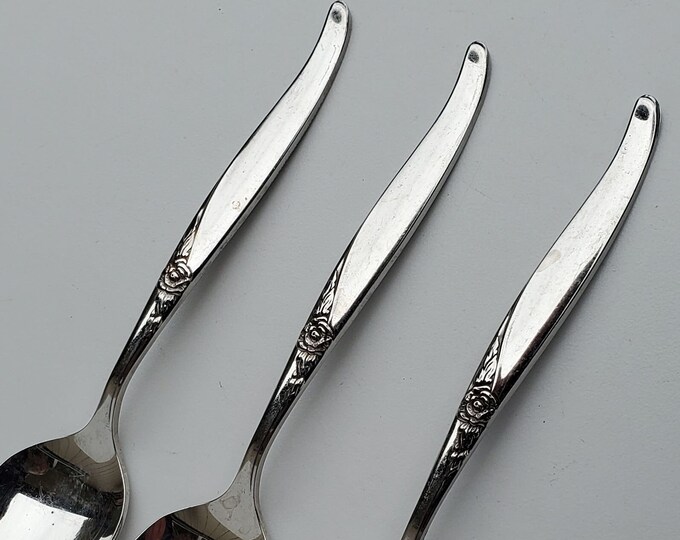 Oneida Ltd Wm A Rogers Premier Stainless La Rose Pattern Set of 3 ...