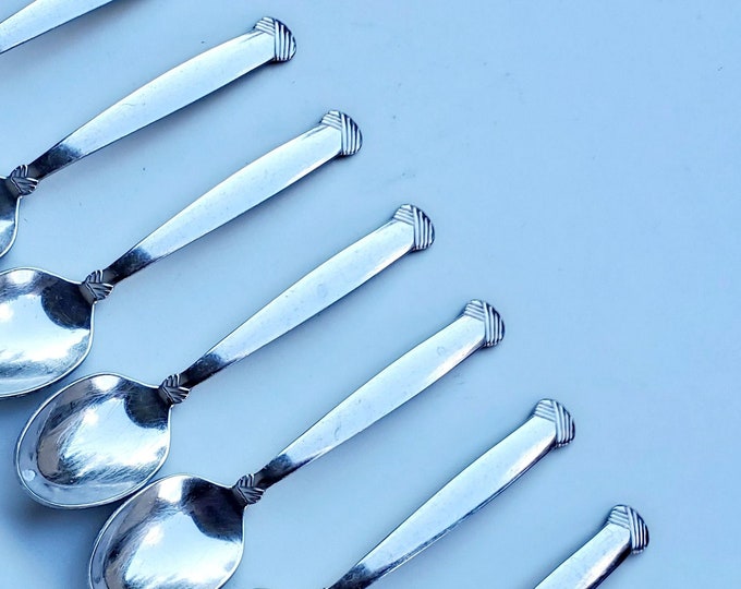 Oneida Stainless Rattan Pattern - Set of 7 Teaspoons - Glossy Finish ...