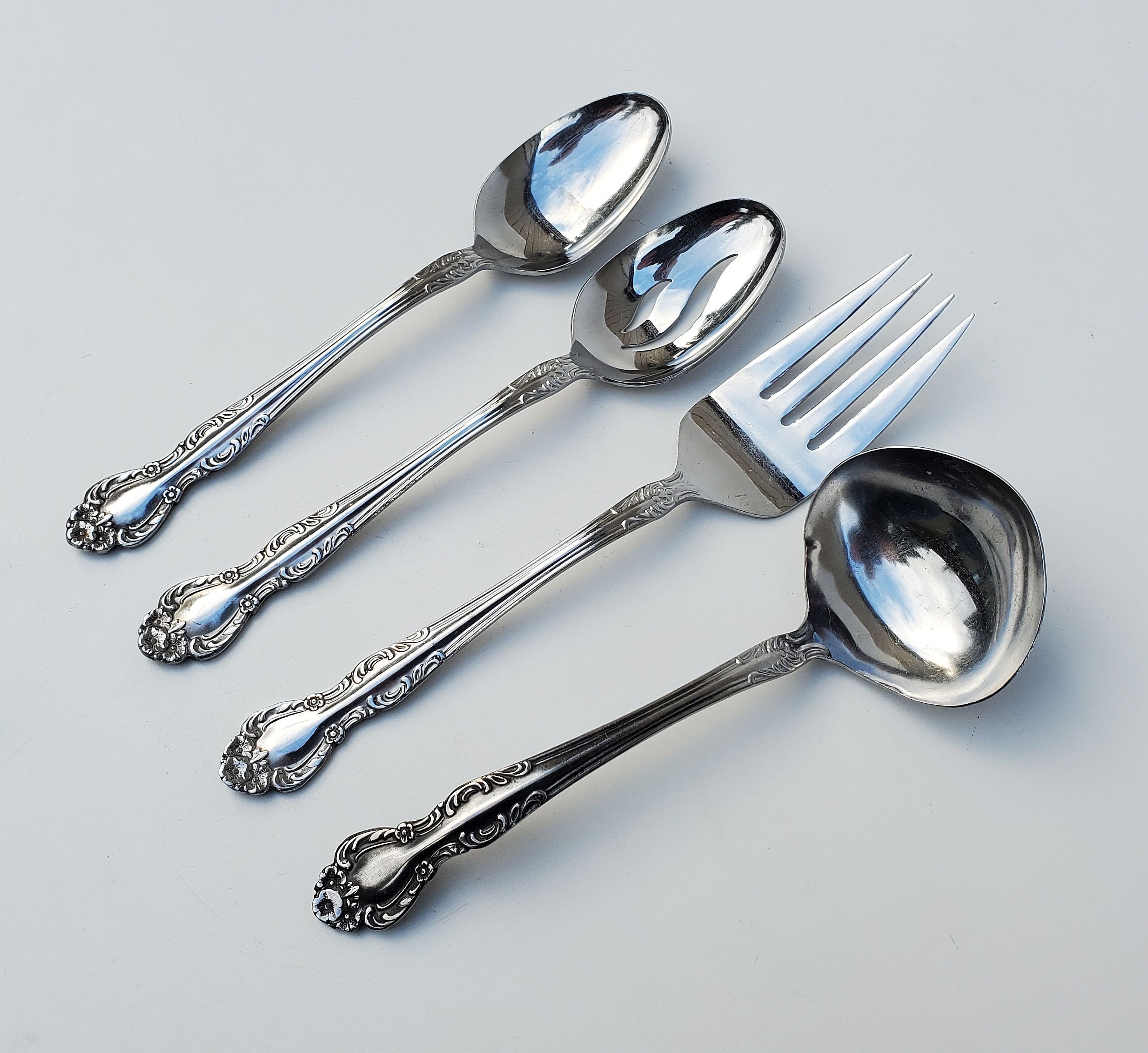 Ekco Eterna Beaumont Pattern