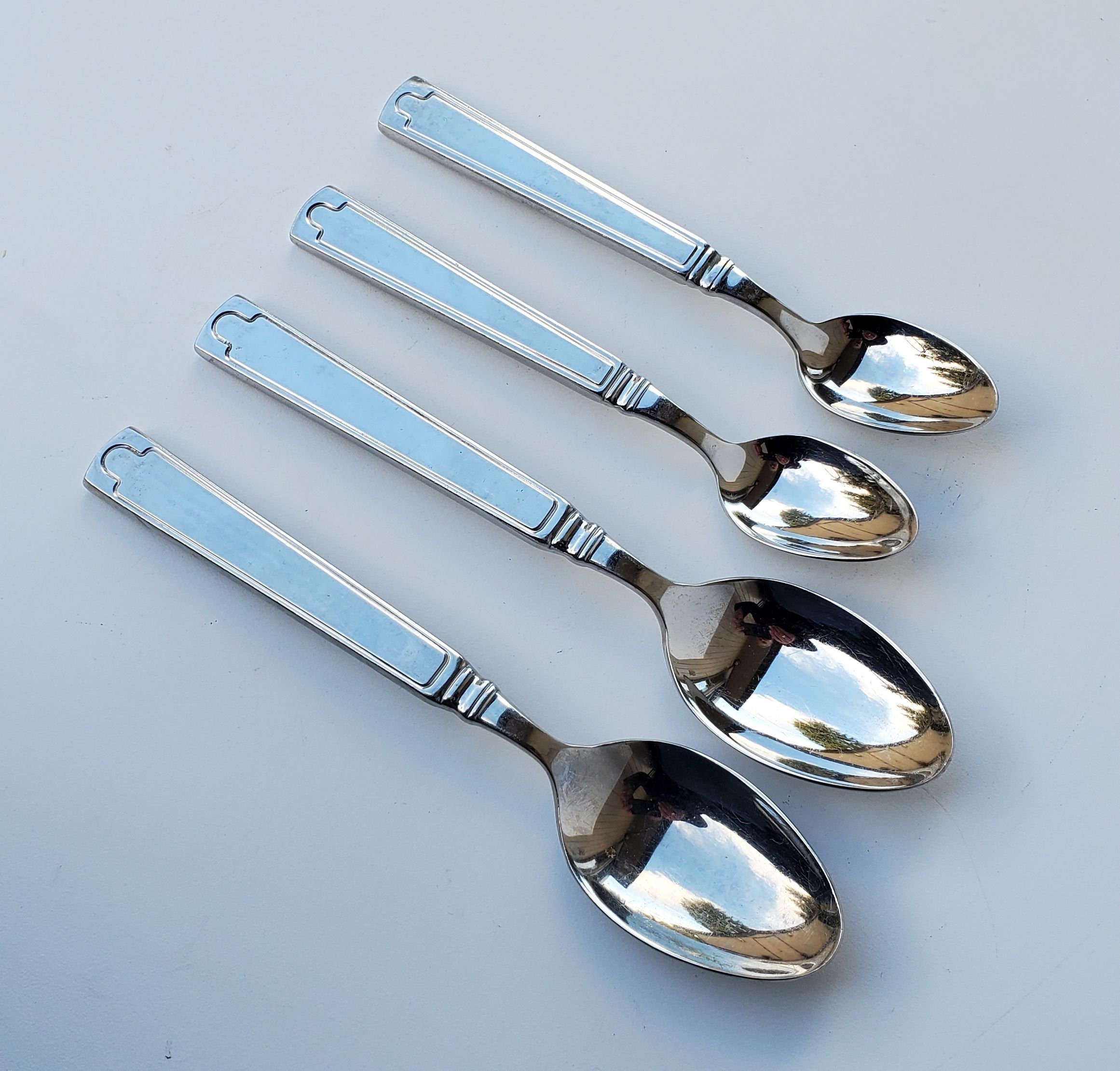 Cambridge 18/10 Stainless Spoon Set of 4 Spoons Glossy Handle Unknown ...
