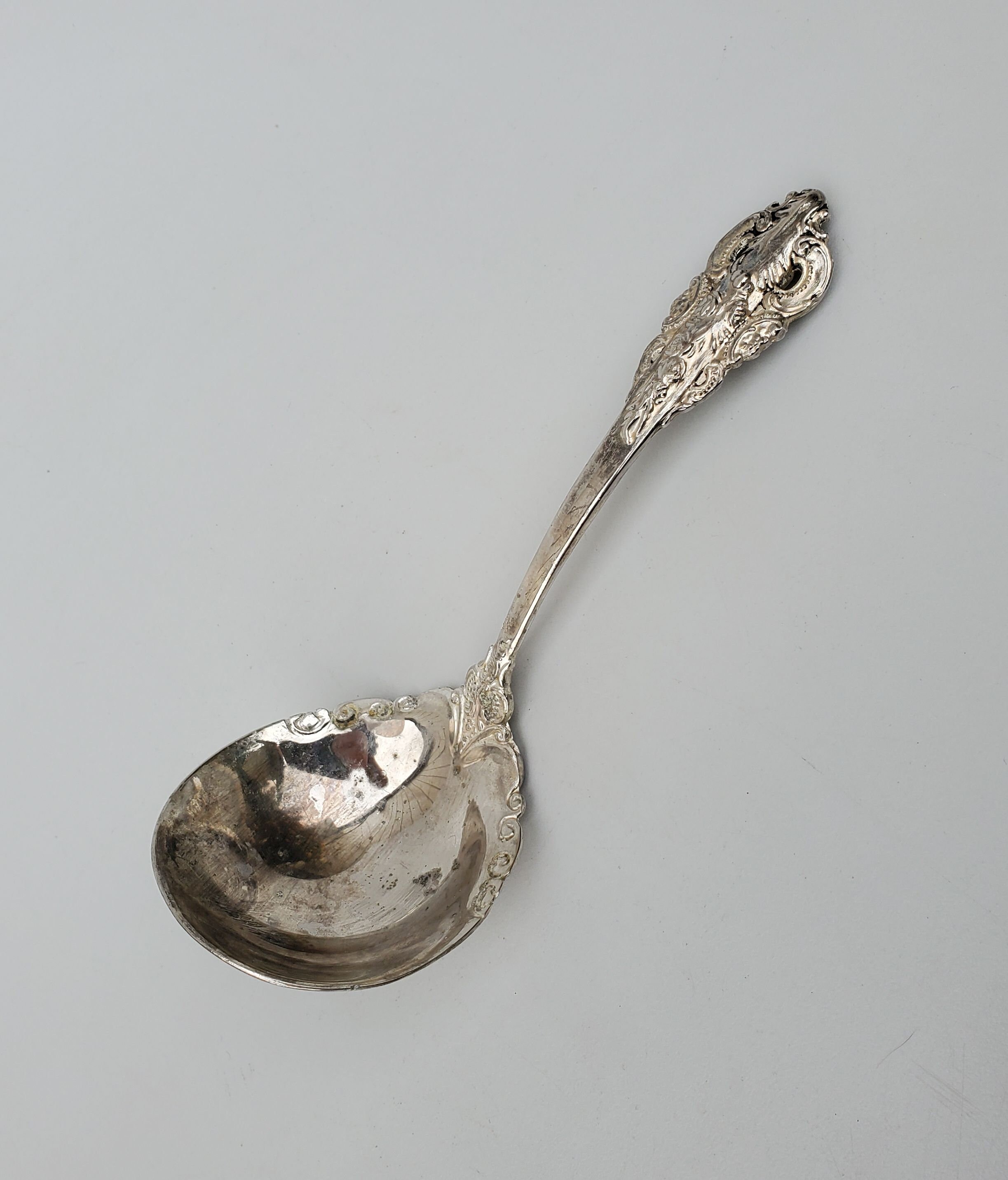 Godinger Silverplate Baroque Pattern - Gravy Ladle - Ornate Handle ...