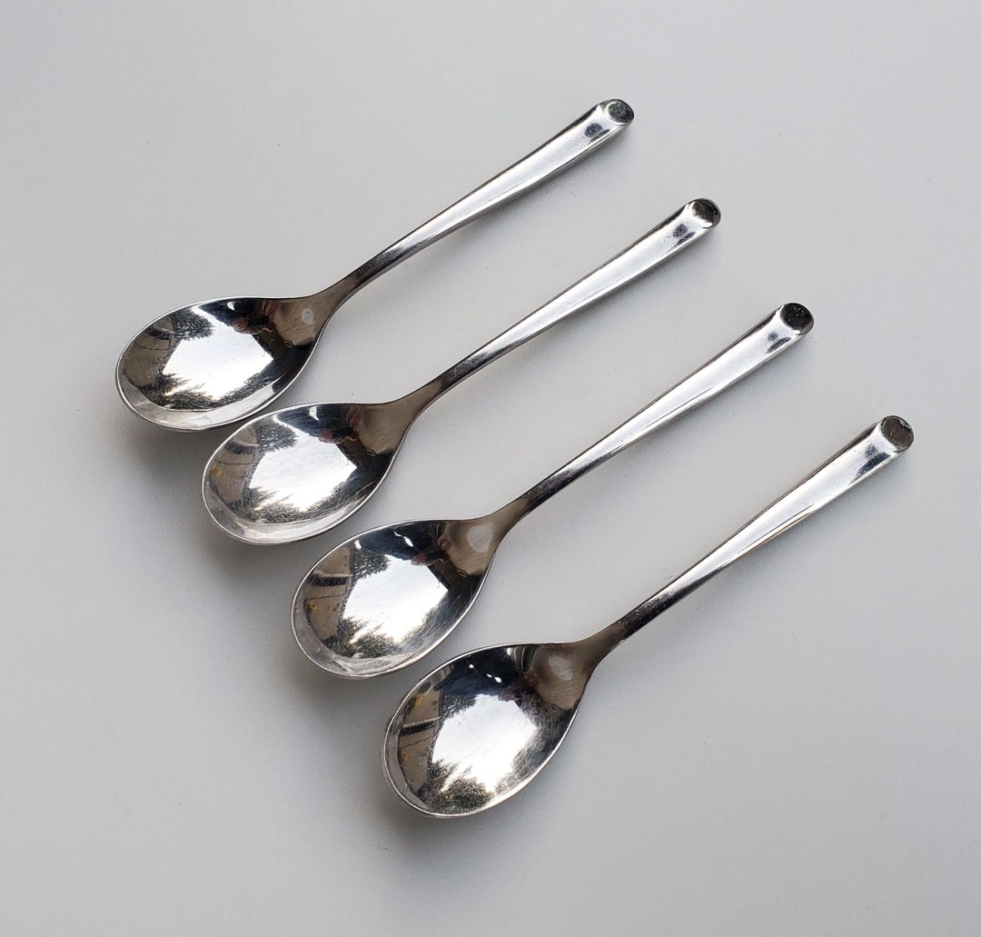 Towle Stainless Wave Pattern - Set of 4 Soup Spoons - Towle Living ...