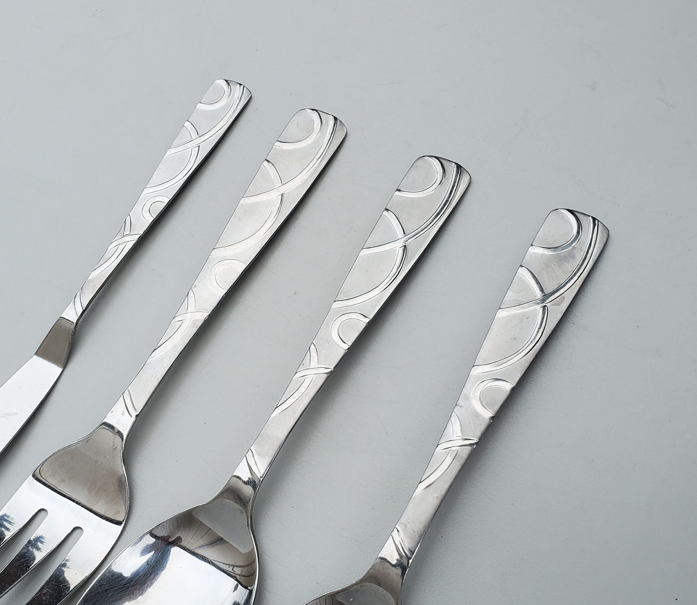 Cambridge Stainless Flatware Conquest Pattern - Set of 4 Serving Pieces ...