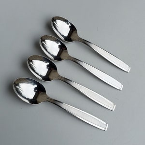 Oneida Stainless Satin Shasta Pattern - Set of 4 Soup Spoons - Frosted ...