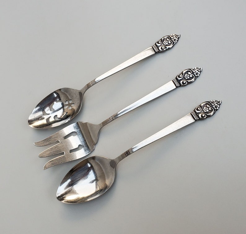Oneida Stainless Erika Pattern Set of 3 Serving Pieces Glossy Ornate ...