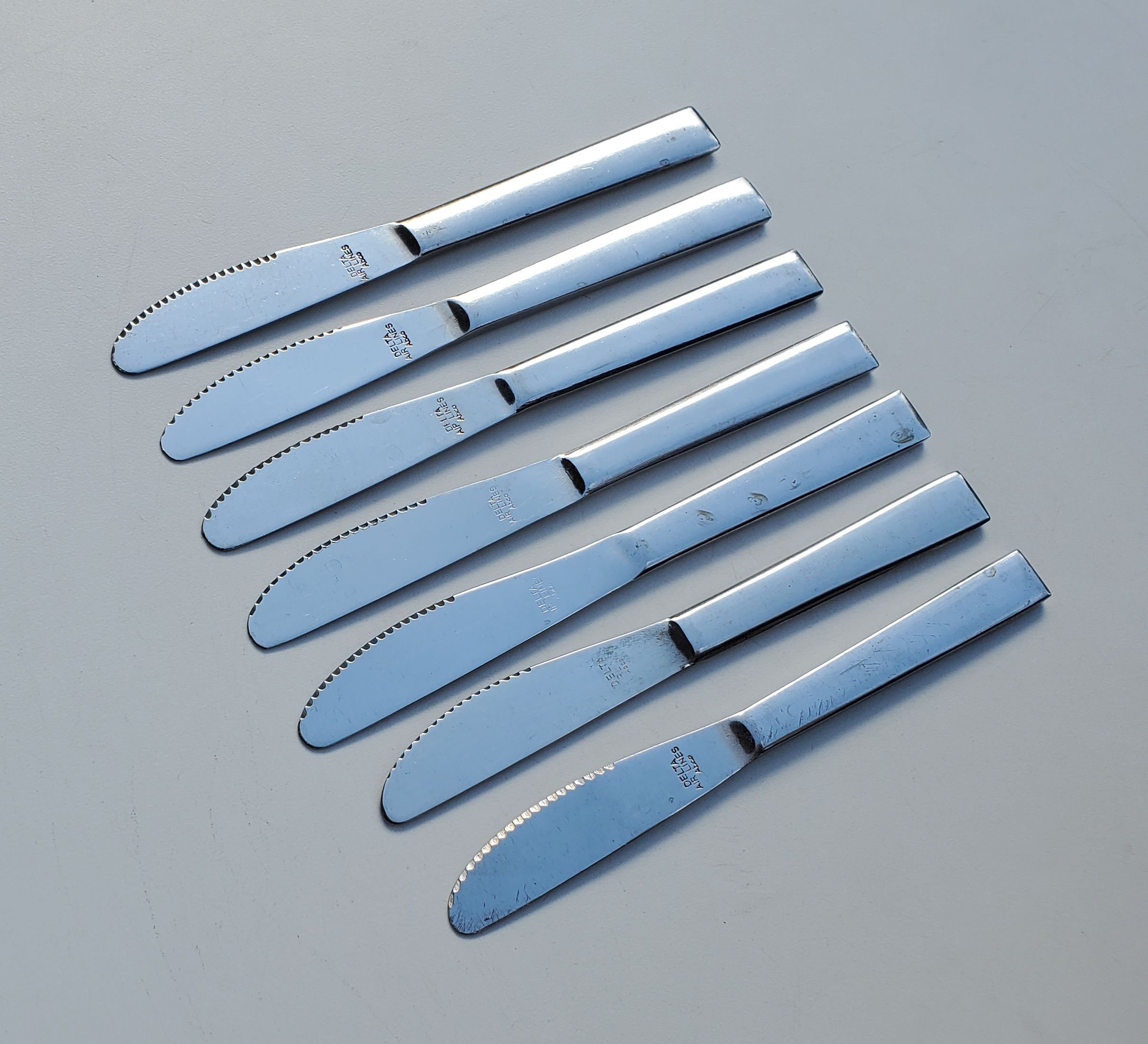 Delta Airlines Stainless ABCO Set of 7 Knives Sleek Handle Design 6.875 ...