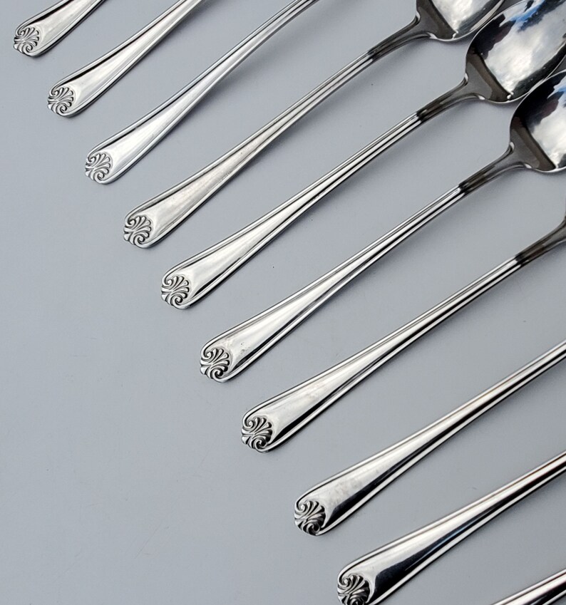Cambridge Stainless Victoria Pattern Set of 10 Iced Tea Spoons ...
