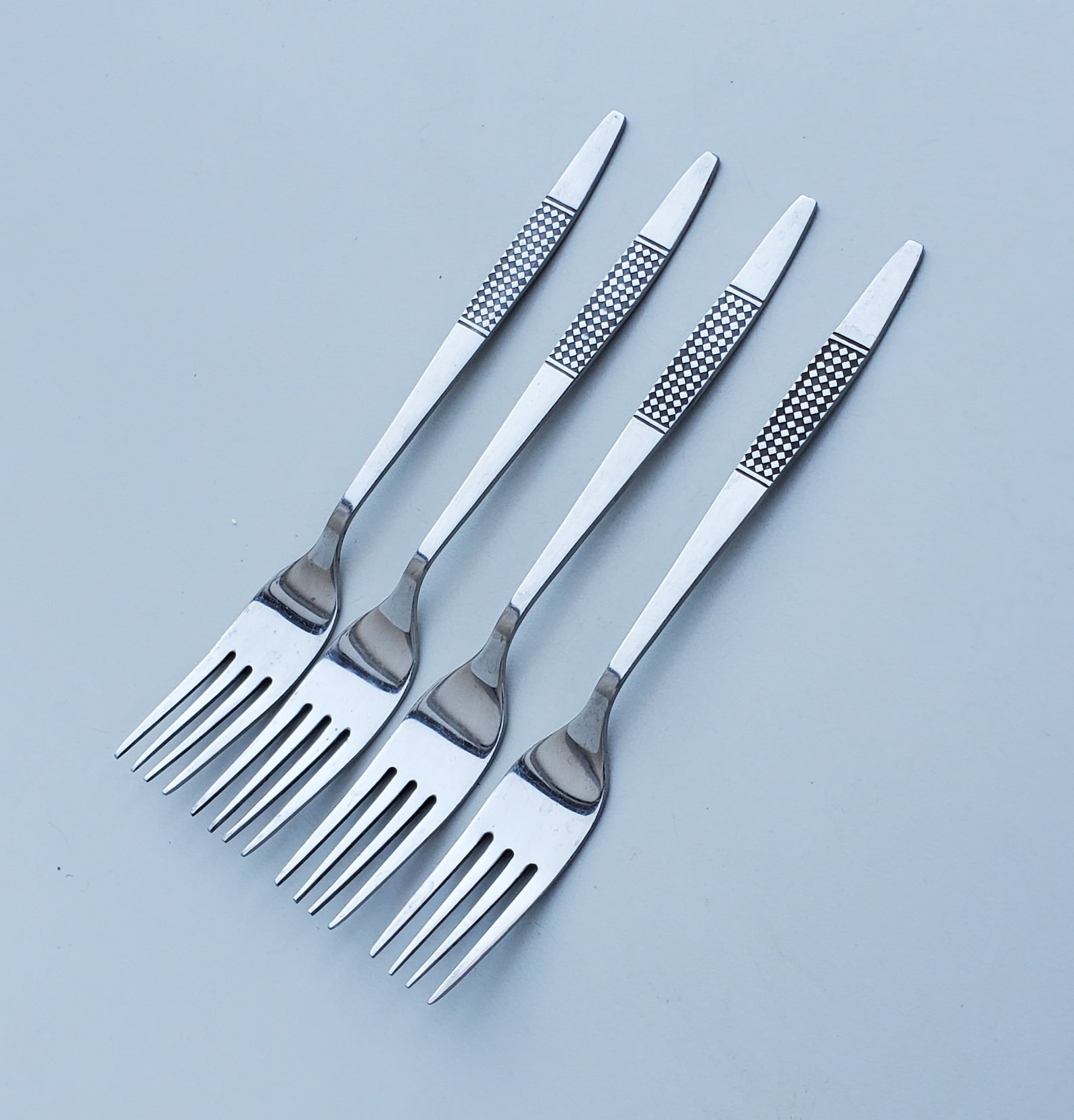 UNF116 Pattern Stainless Silverware Set of 4 Dinner Forks Black Diamond ...