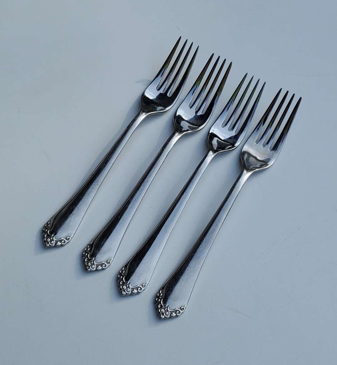 Hampton Silversmith 18/10 Stainless Felicia Pattern - Set of 4 Salad ...