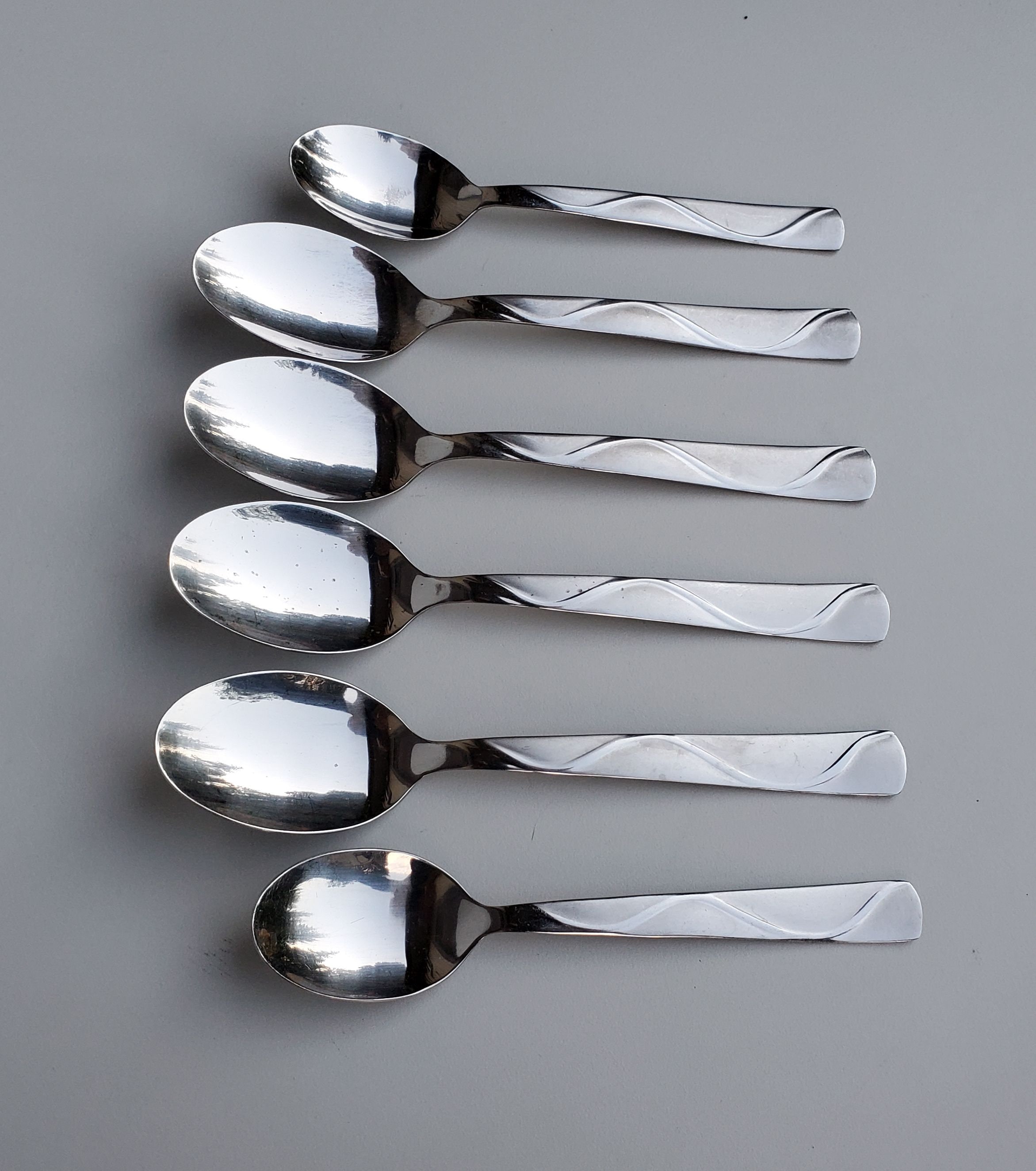 Cambridge Stainless Boa Frost Pattern Set of 6 Spoons 4 Soup Spoons 2 ...