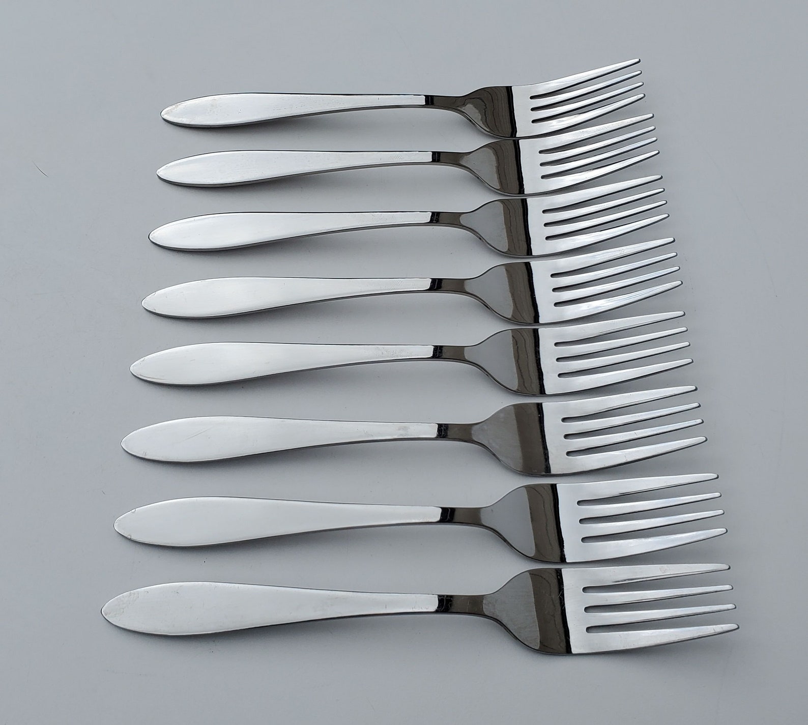 Oneida Stainless Taylor Pattern Set of 8 Dinner Forks Satin Finish 8 ...