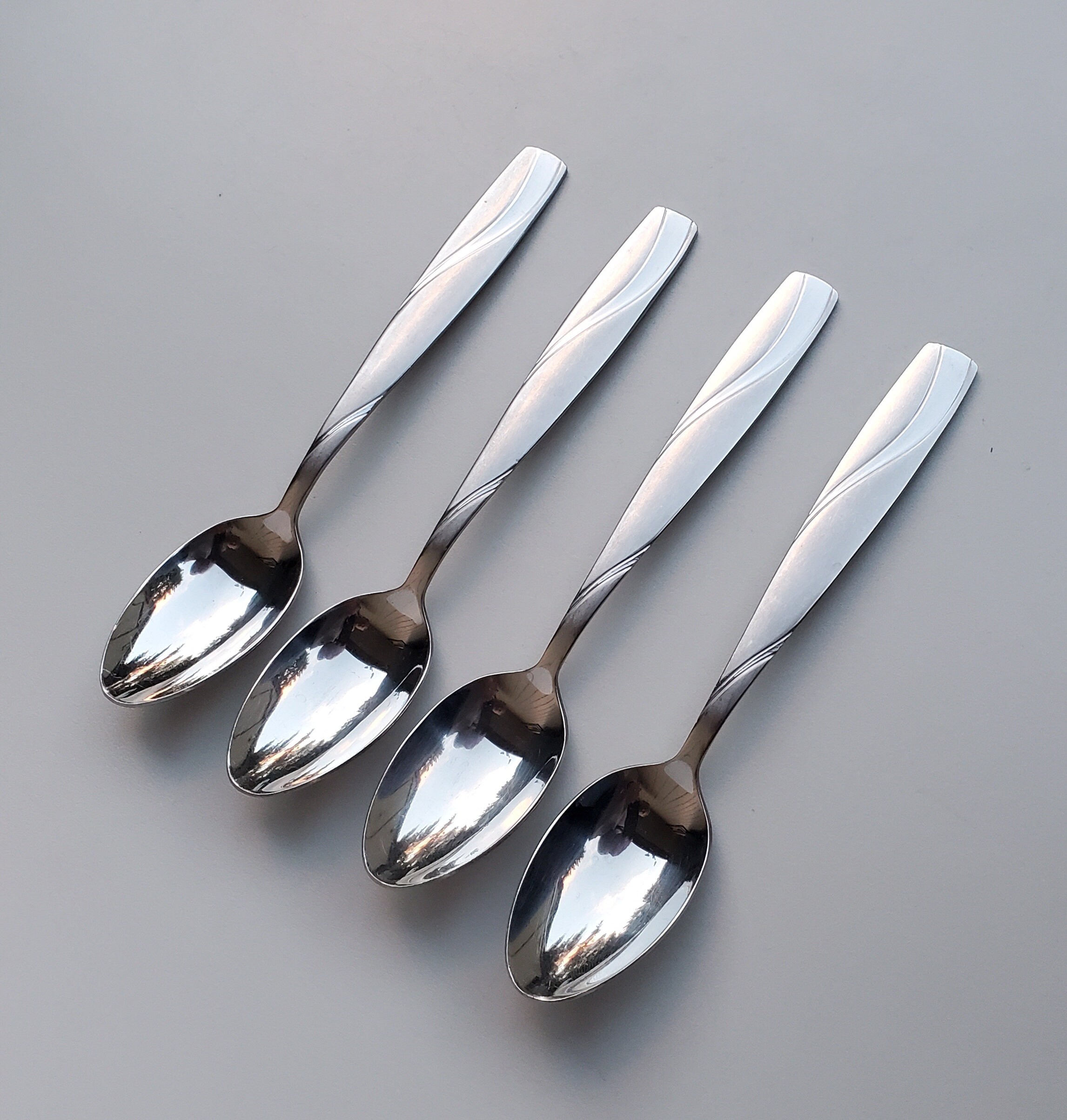 Oneida Stainless Silva Pattern - Set of 4 Teaspoons - Frosted Handle ...