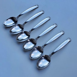 Oneida Stainless Rattan Pattern - Set of 6 Soup Spoons - Glossy Finish ...