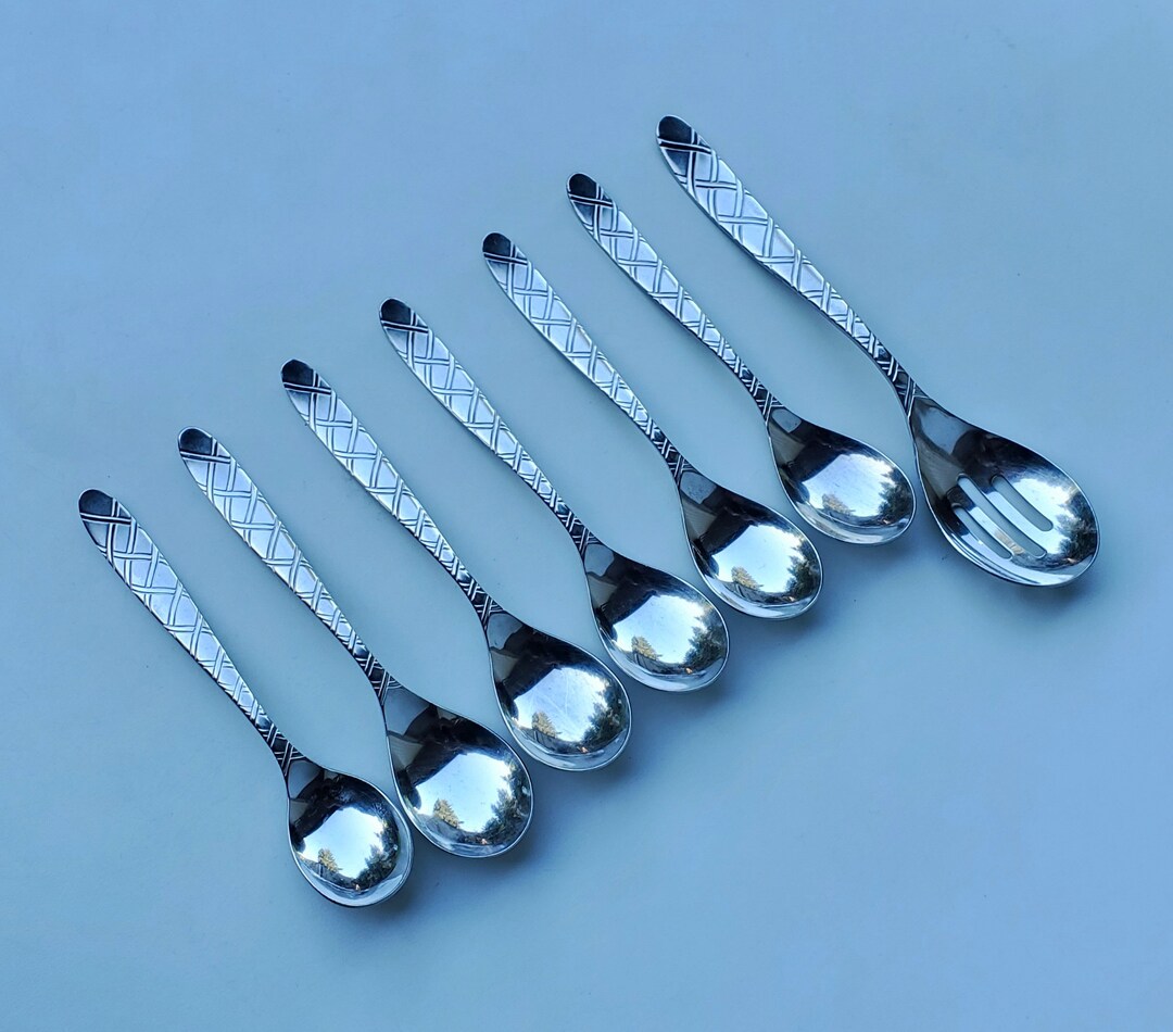 Cambridge Stainless Jasmine Sand Pattern - Mixed Lot of 7 Spoons - 5 ...