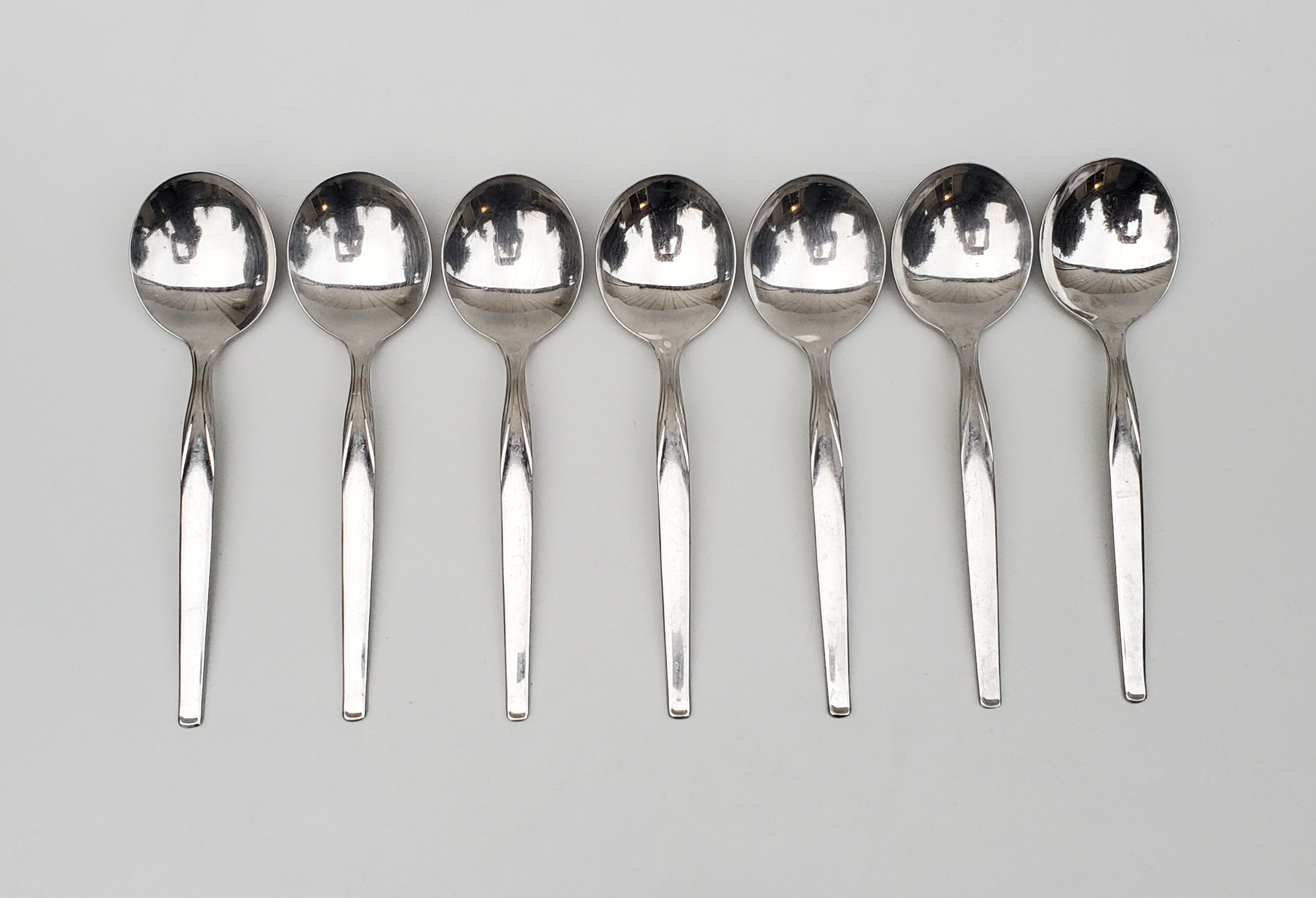 International Silver Co Futura Pattern Set of 7 Gumbo Spoons Glossy ...