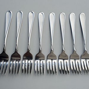 Oneida Flight Reliance Stainless Flatware - Set of 8 Salad Forks ...