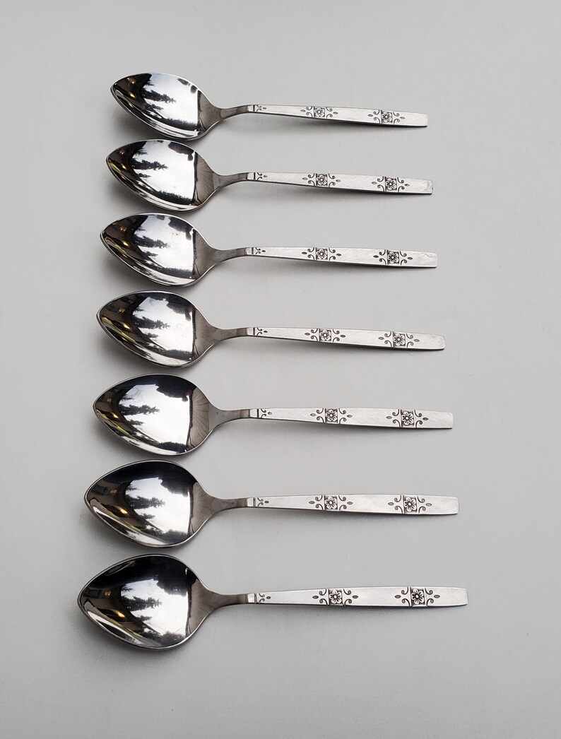 Oneida Profile Stainless Orlando Pattern Set of 7 Oval Soup Spoons ...