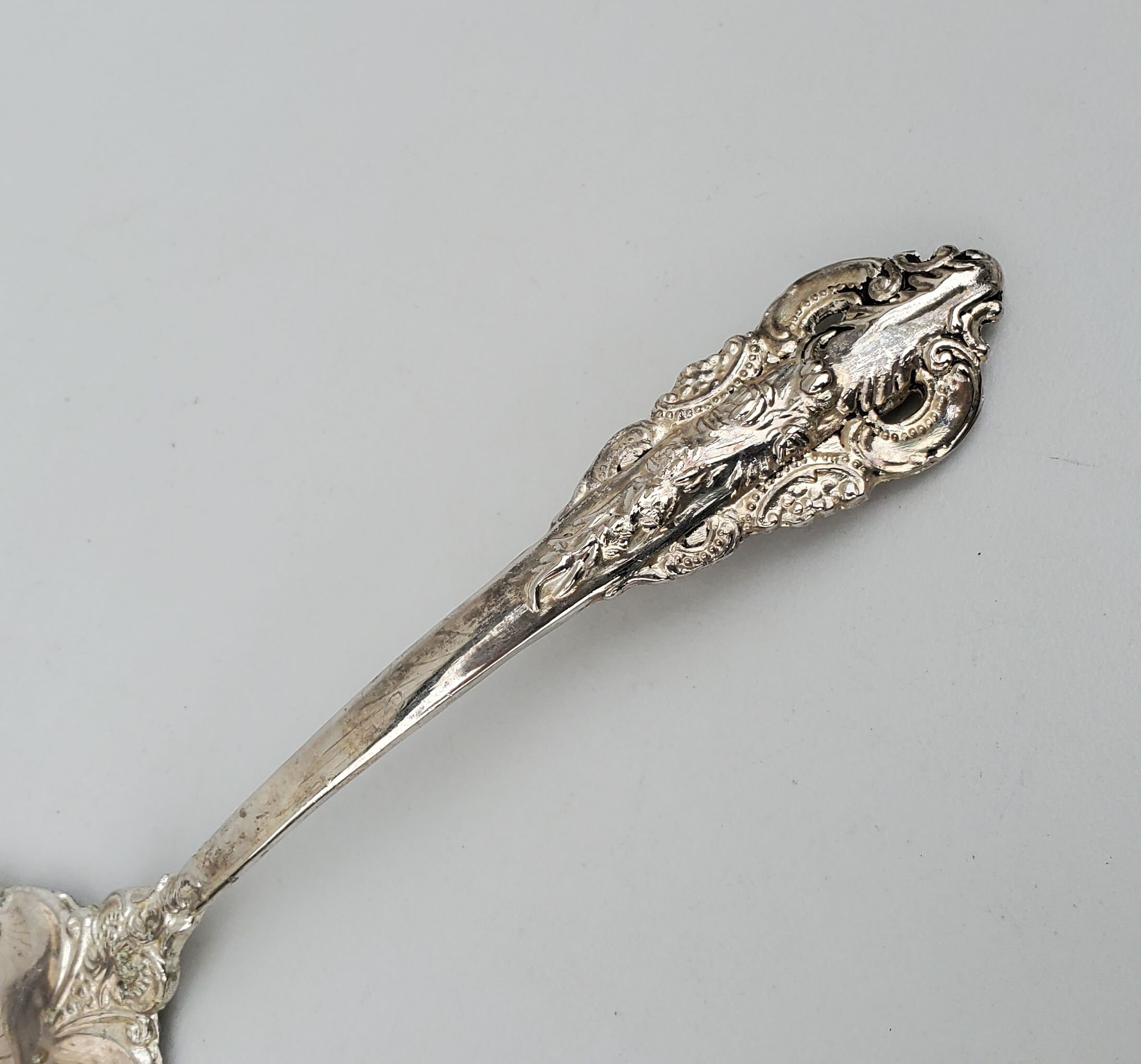 Godinger Silverplate Baroque Pattern Gravy Ladle Ornate Handle Design ...