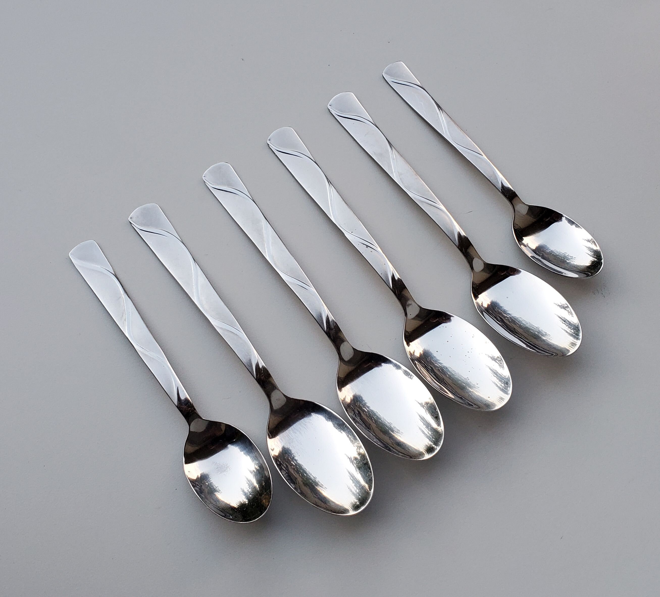 Cambridge Stainless Boa Frost Pattern Set of 6 Spoons 4 Soup Spoons 2 ...