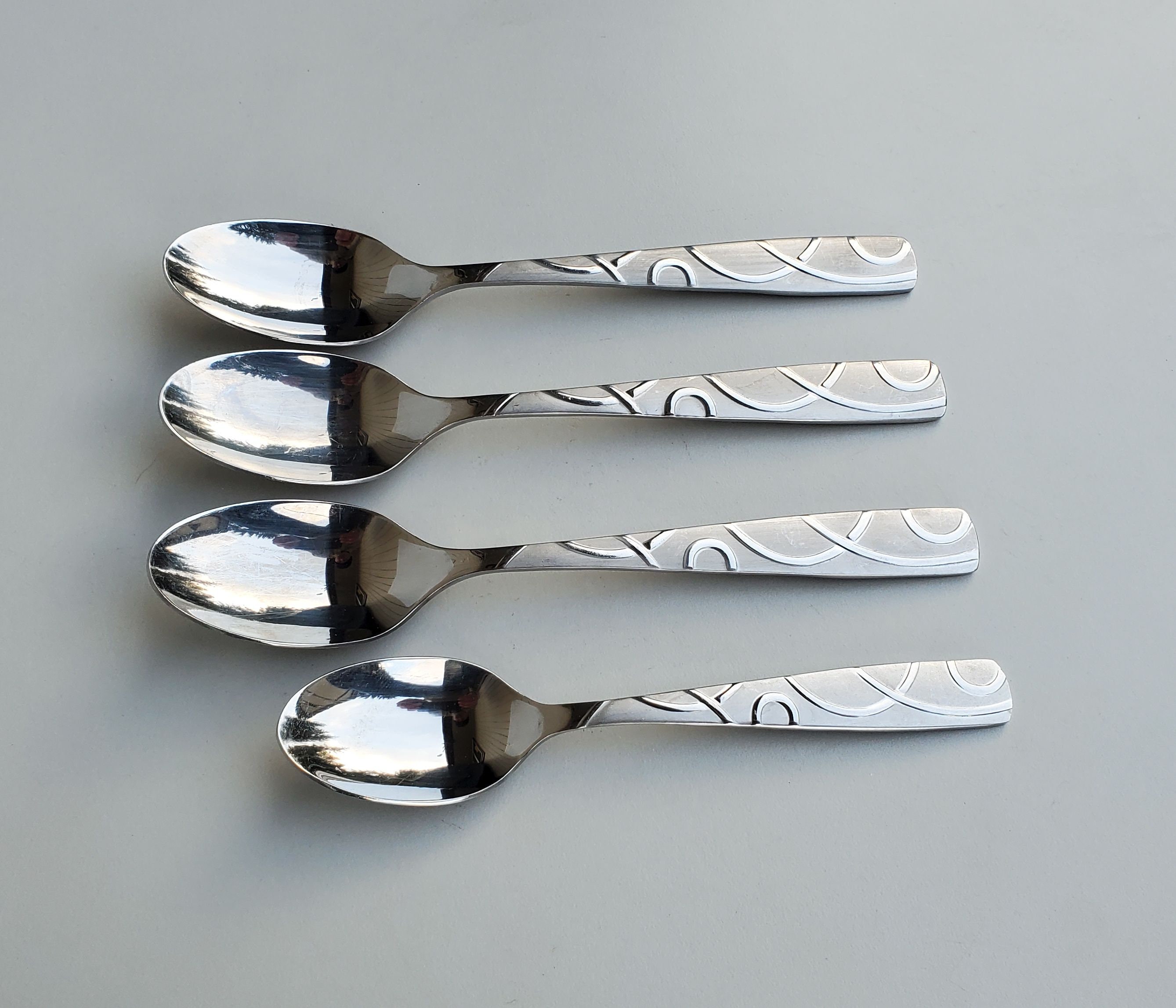Cambridge Stainless Conquest Pattern - Set of 4 Spoons - 3 Soup Spoons ...