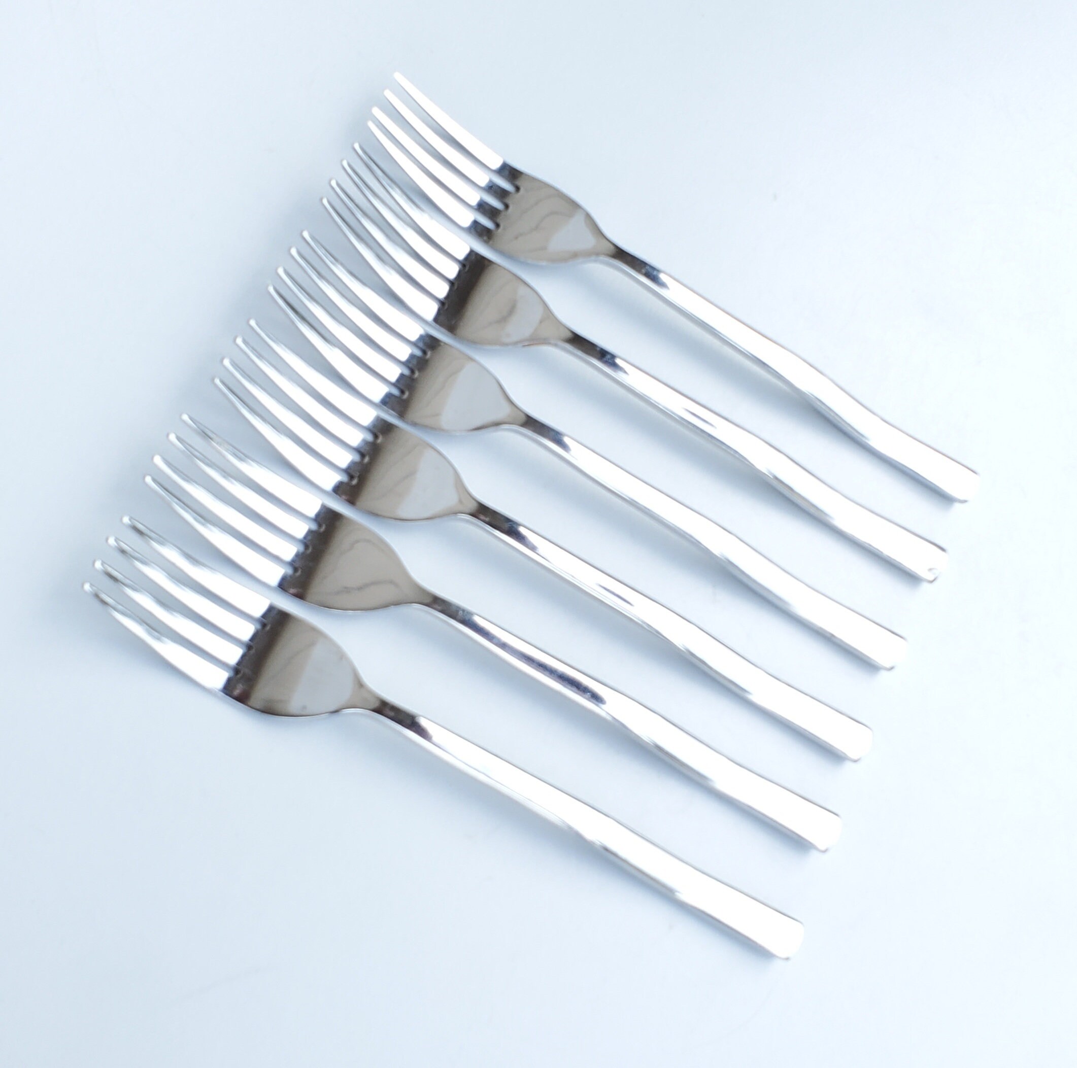 Gourmet Settings 18/0 Stainless Ribbon Pattern - Set of 6 Dinner Forks ...