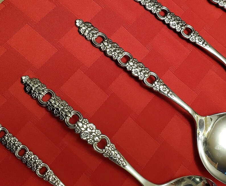 Oneida Community Stainless Viola Voila Pattern - Set of 6 Serving ...