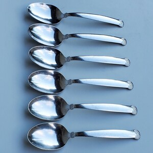Oneida Stainless Rattan Pattern - Set of 6 Soup Spoons - Glossy Finish ...