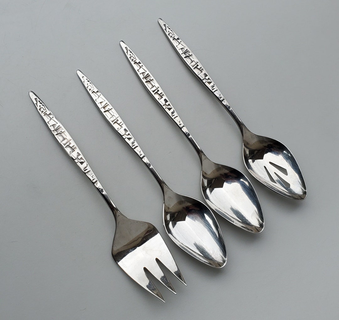 International Lyons Stainless Cortez Aztec Pattern Set of 4 Serving ...