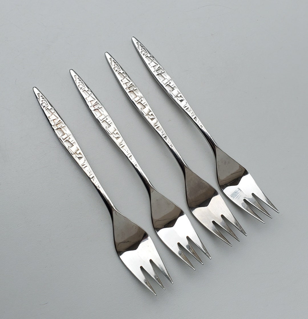 International Lyons Stainless Cortez Aztec Pattern - Set of 4 Salad ...