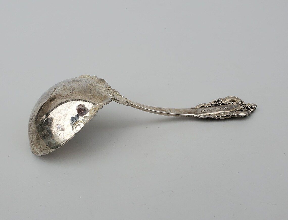 Godinger Silverplate Baroque Pattern - Gravy Ladle - Ornate Handle ...