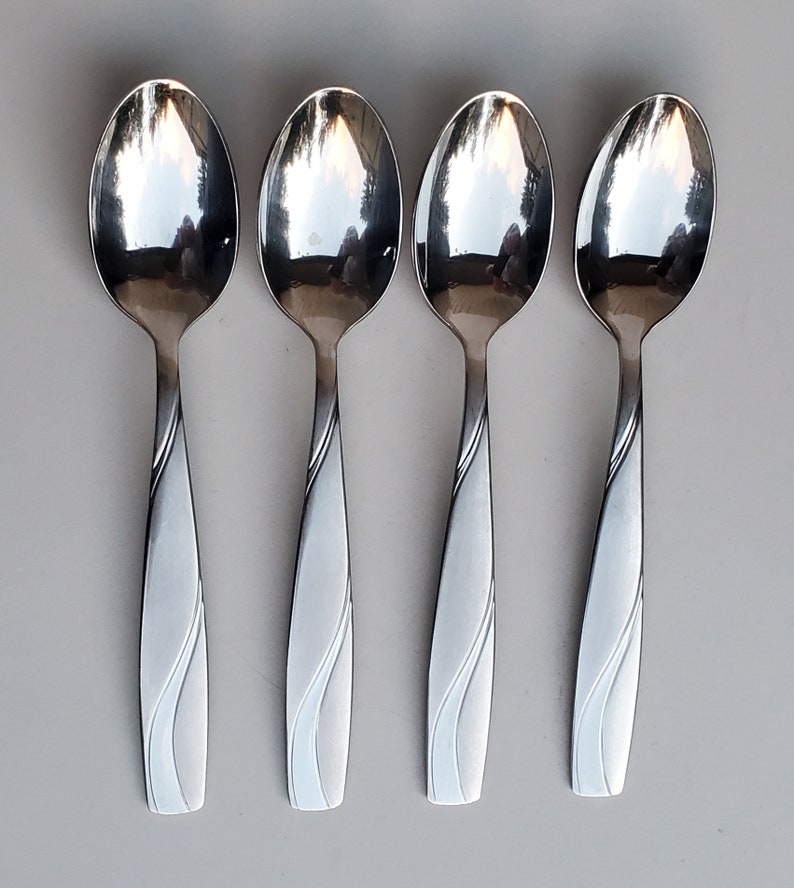 Oneida Stainless Silva Pattern - Set of 4 Soup Spoons - Frosted Handle ...
