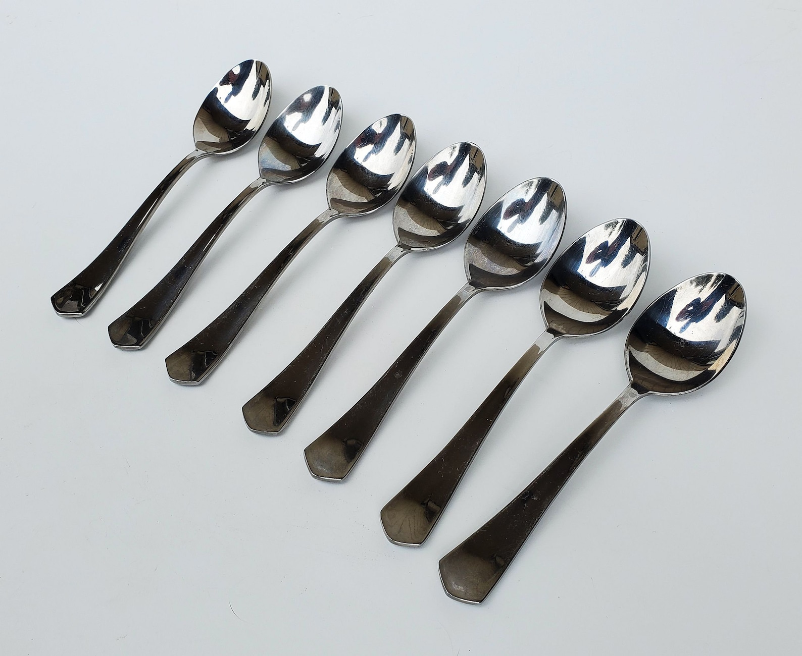 Cuisinart Sienna Pattern Stainless Soup Spoons Set of 8 Spoons Tapered ...