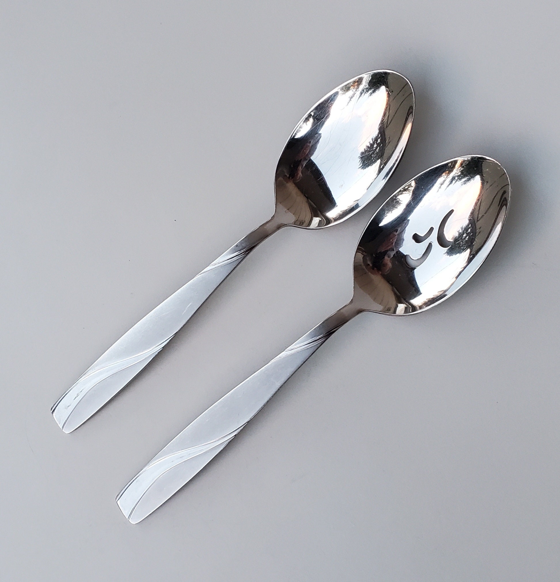 Oneida Stainless Silva Pattern Set of 2 Serving Spoons Frosted Handle ...