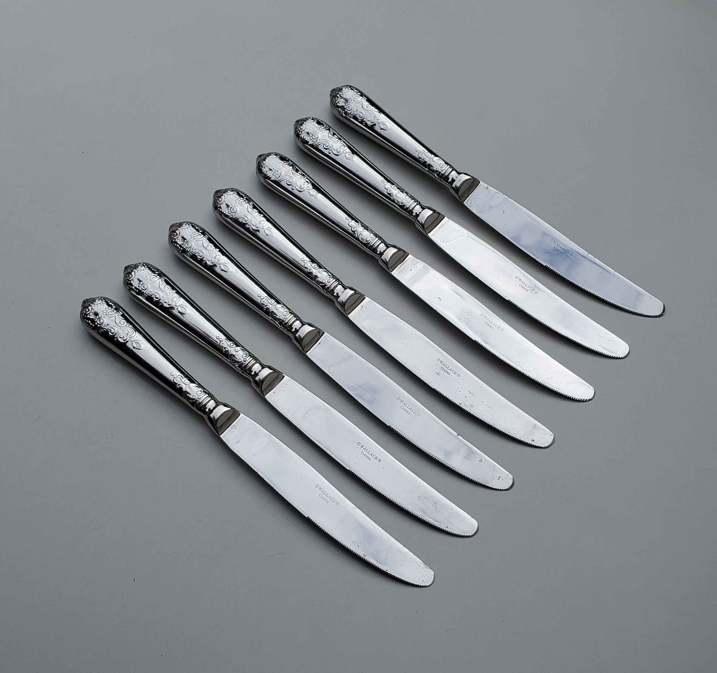 Wallace 18/10 Stainless Hotel Lux Pattern Set of 7 Dinner Knives Glossy ...