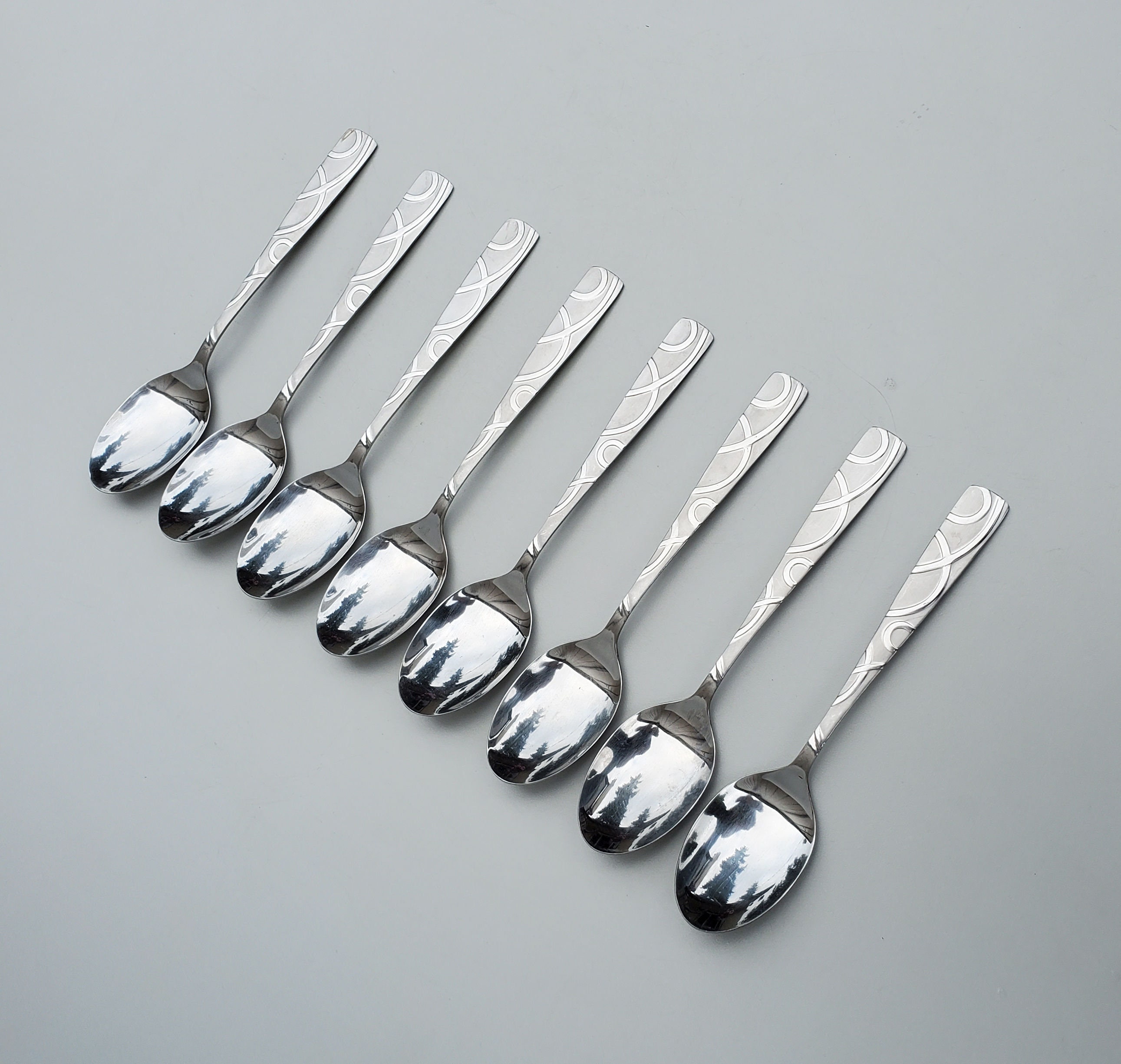 Cambridge Stainless Flatware Conquest Pattern Set of 8 Soup Spoons ...