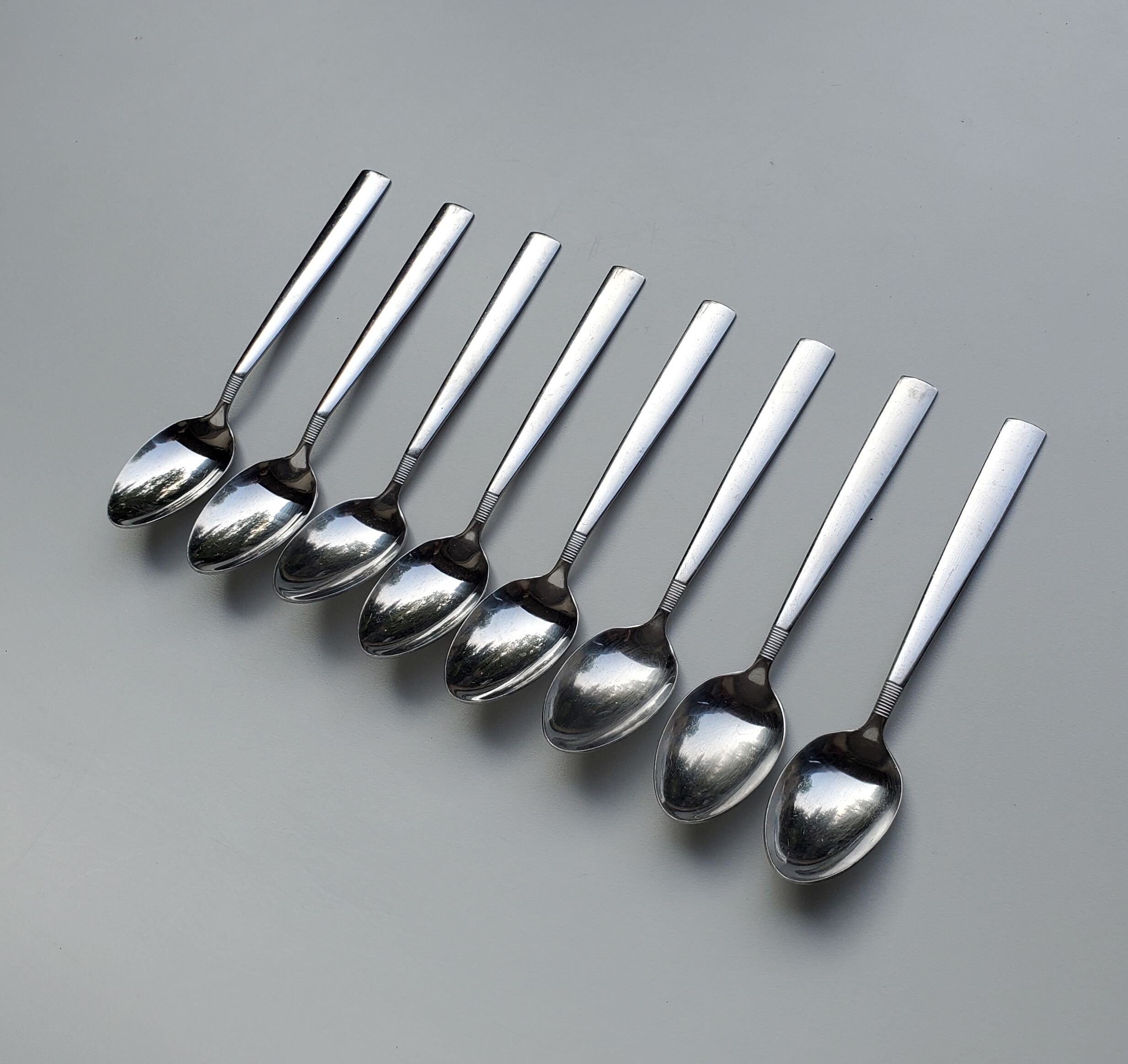 Cambridge Stainless CBS193 Pattern Set of 8 Soup Spoons Linear Band ...
