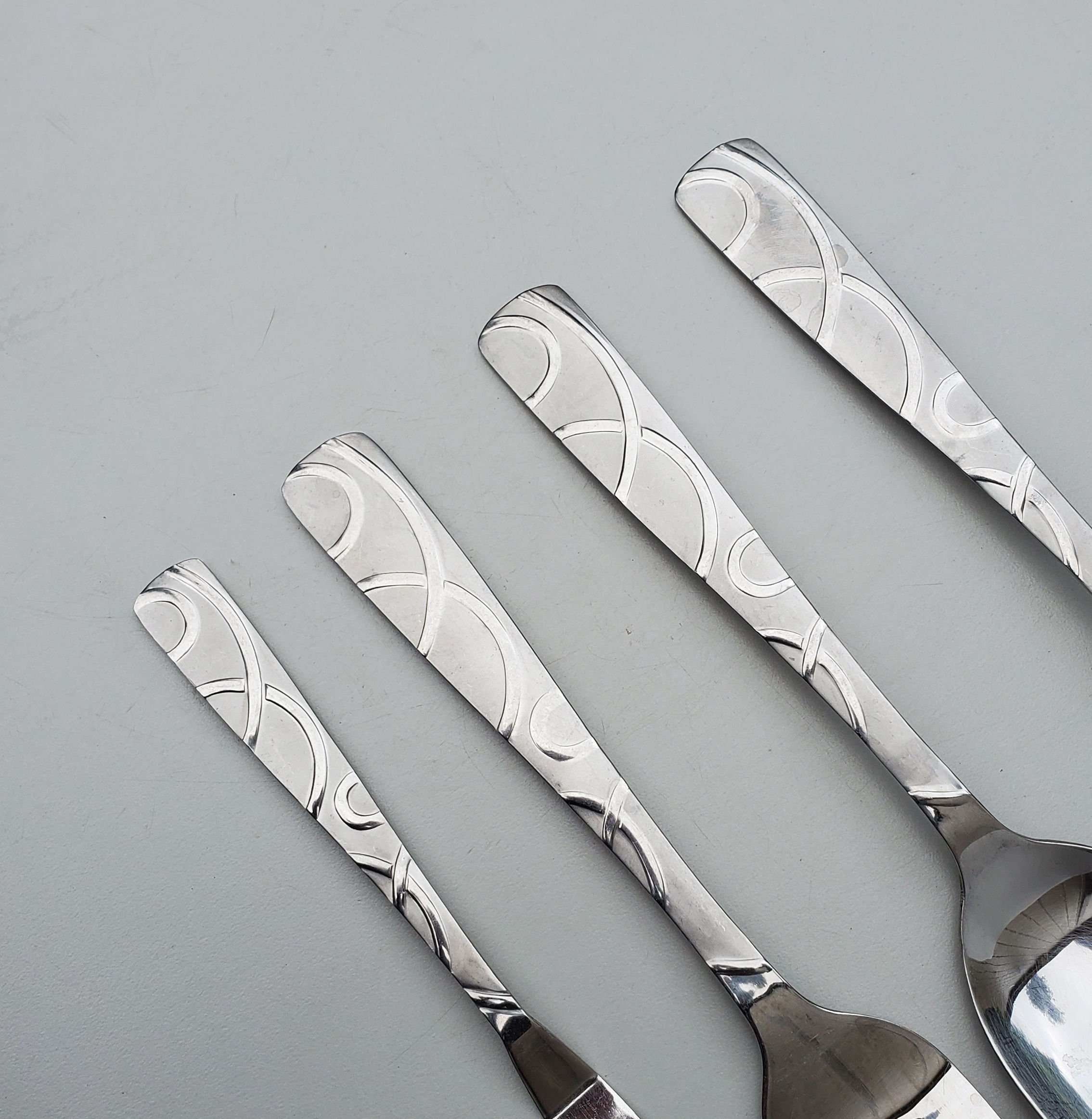 Cambridge Stainless Flatware Conquest Pattern - Set of 4 Serving Pieces ...