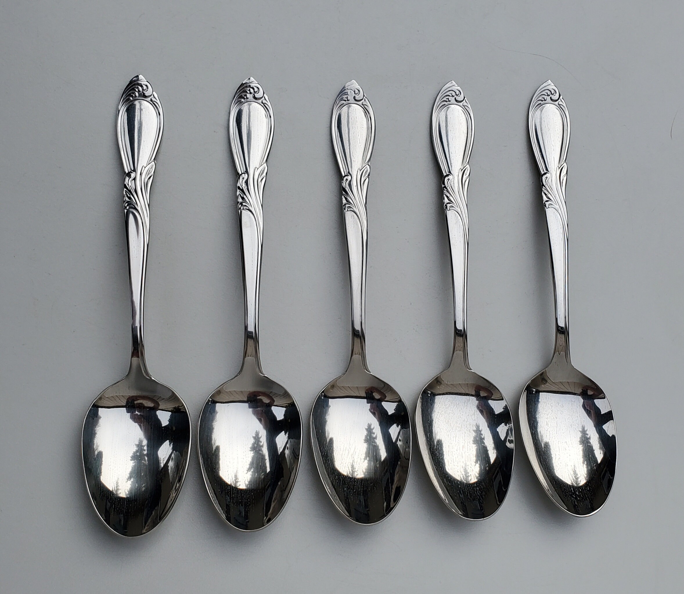 Farberware Stainless Majestic Pattern Set of 5 Soup Spoons Glossy ...