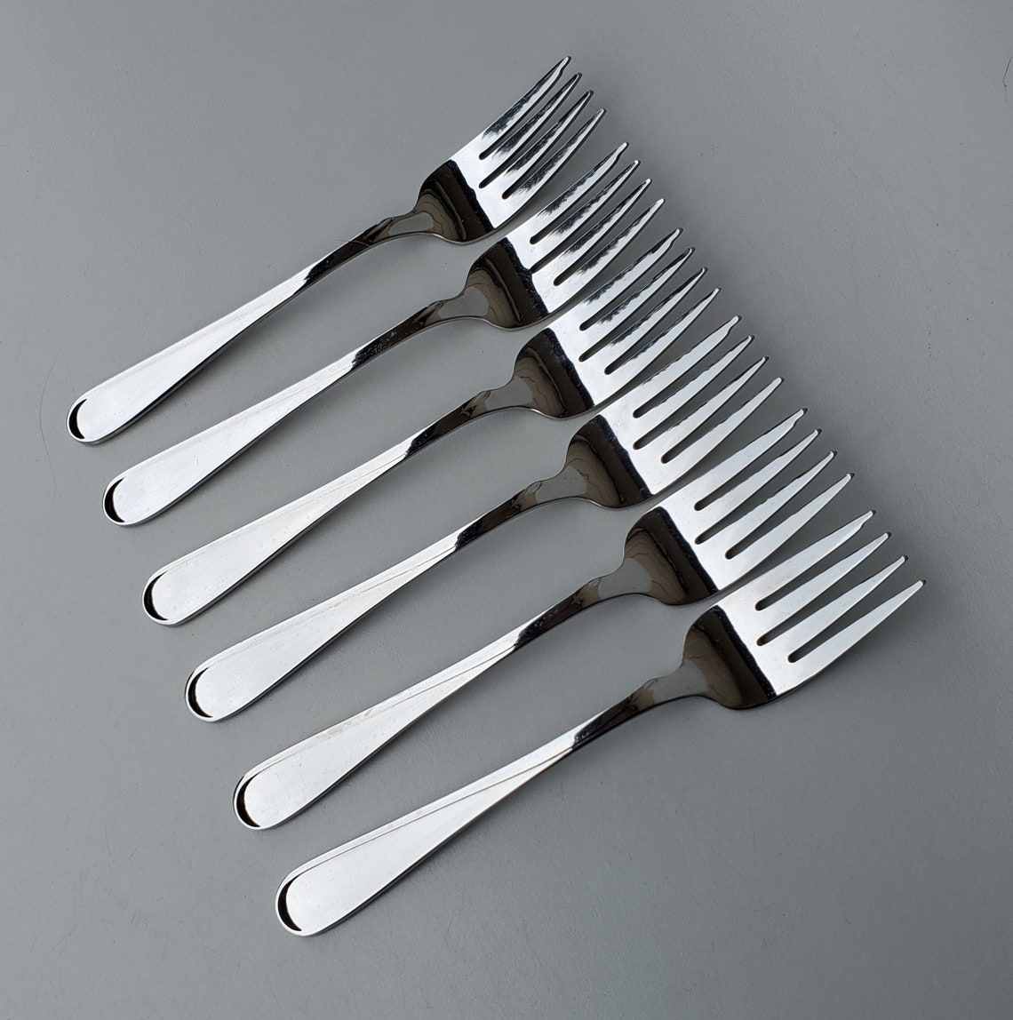 Oneida Stainless Flight Reliance Pattern - Set of 6 Salad Forks ...