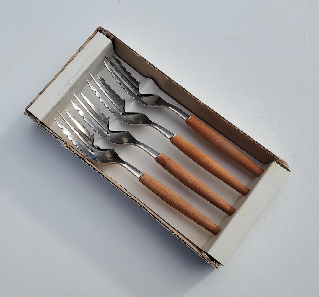 Vintage Set of Spaghetti Forks in Original Box - Wooden Handle ...